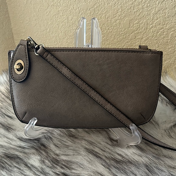 Joy Susan | Bags | Joy Susan Mini Crossbody Clutch Euc | Poshmark